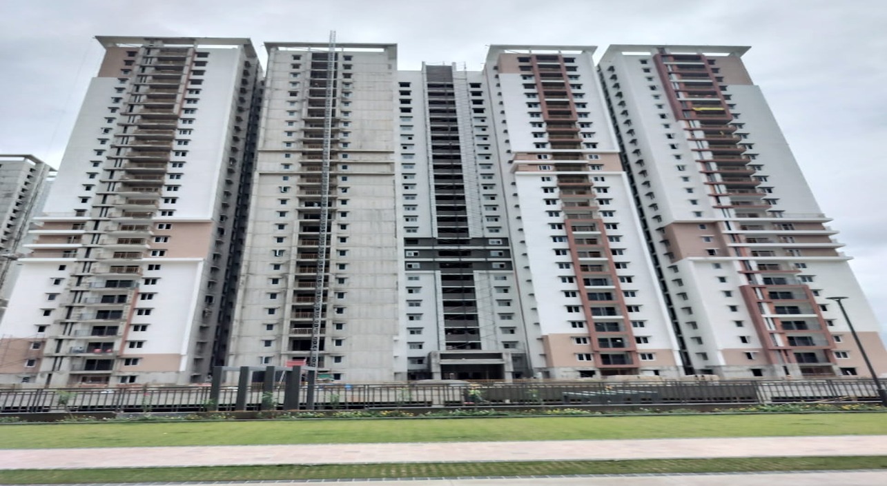 Apartments for sale in Nallagandla | Aparna Sarovar Zicon